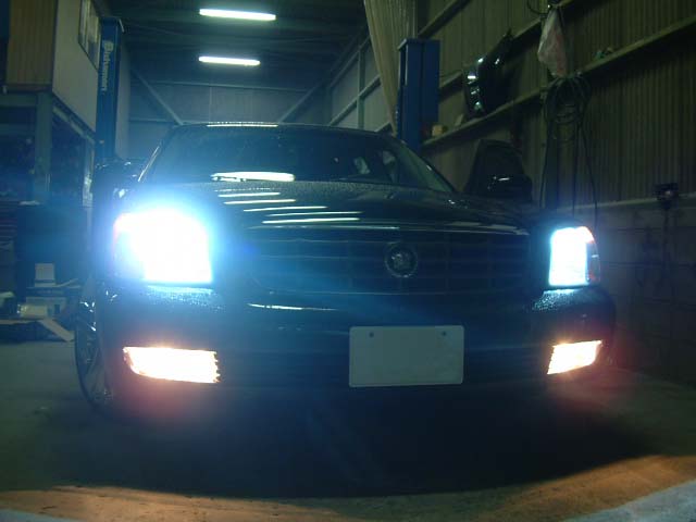 ｷｬﾃﾞﾗｯｸ HIDキット 9500K 取付